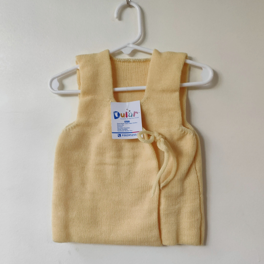 Barabandi Woolen Jacket - Light Cream – dularindia